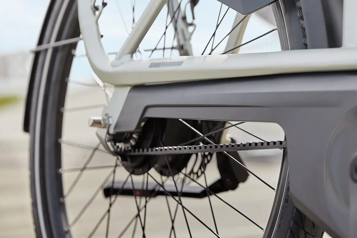 E-bike met ketting versus riemaandrijving: waar kies je voor? - TechPulse