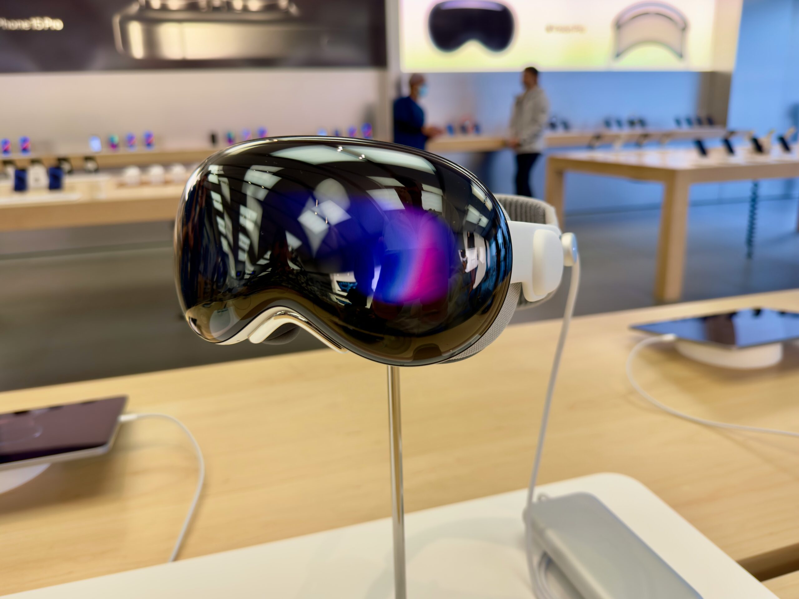 Apple lanceert in 2025 goedkopere versie van Vision-headset - TechPulse
